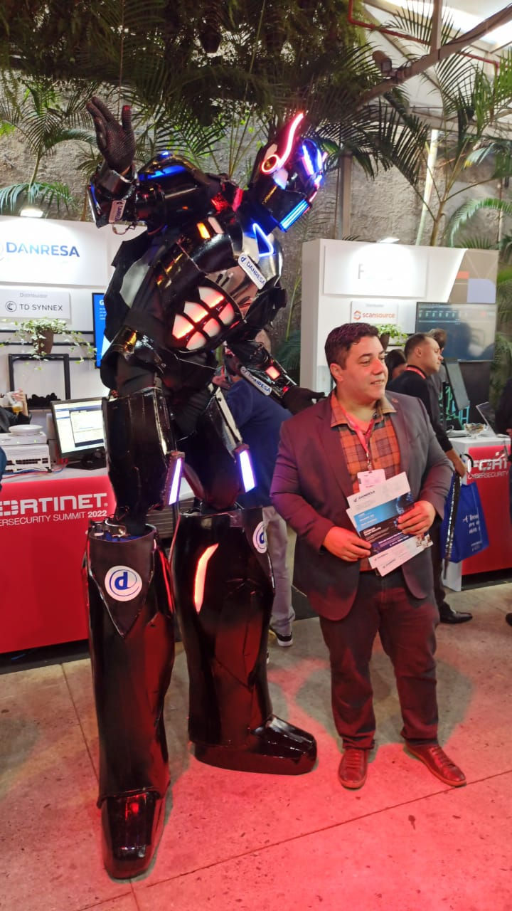 Robo de Led | Robô De Led Megatron De Led | São Paulo