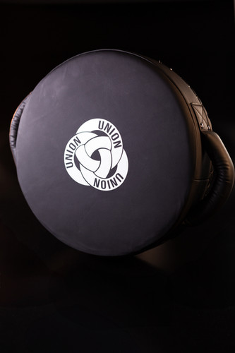UNION fighting Matt Black Cow Hide Leather Donut Pad | unionfighting