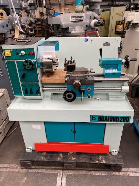 Centre Lathes For Sale | Tracey Machinery 3/3