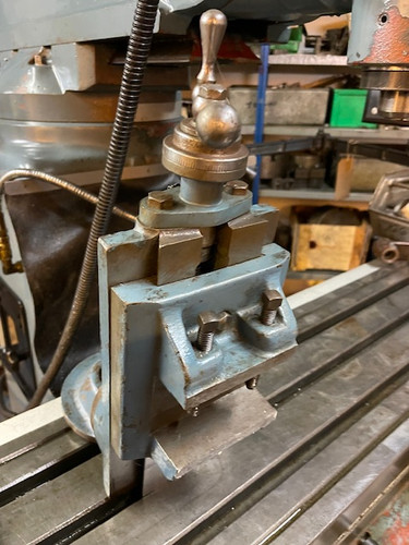 LATHE VERTICAL MILLING ATTACHMENT | traceymachinery