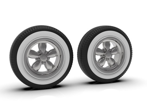 1:25 Chromed Front 15” Daisy style wheels on White Wall Tires ...