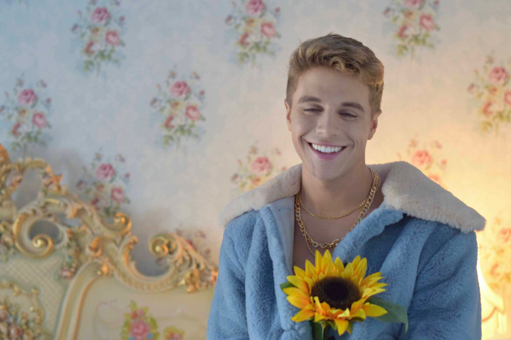 INTERVIEW: SHAYNE PAX