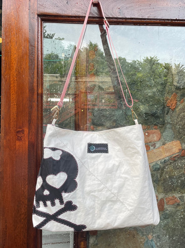 Danni Pirate Princess Hobo | St. John Sailsack Co