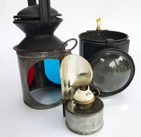 LNER small bulls eye hand lamp