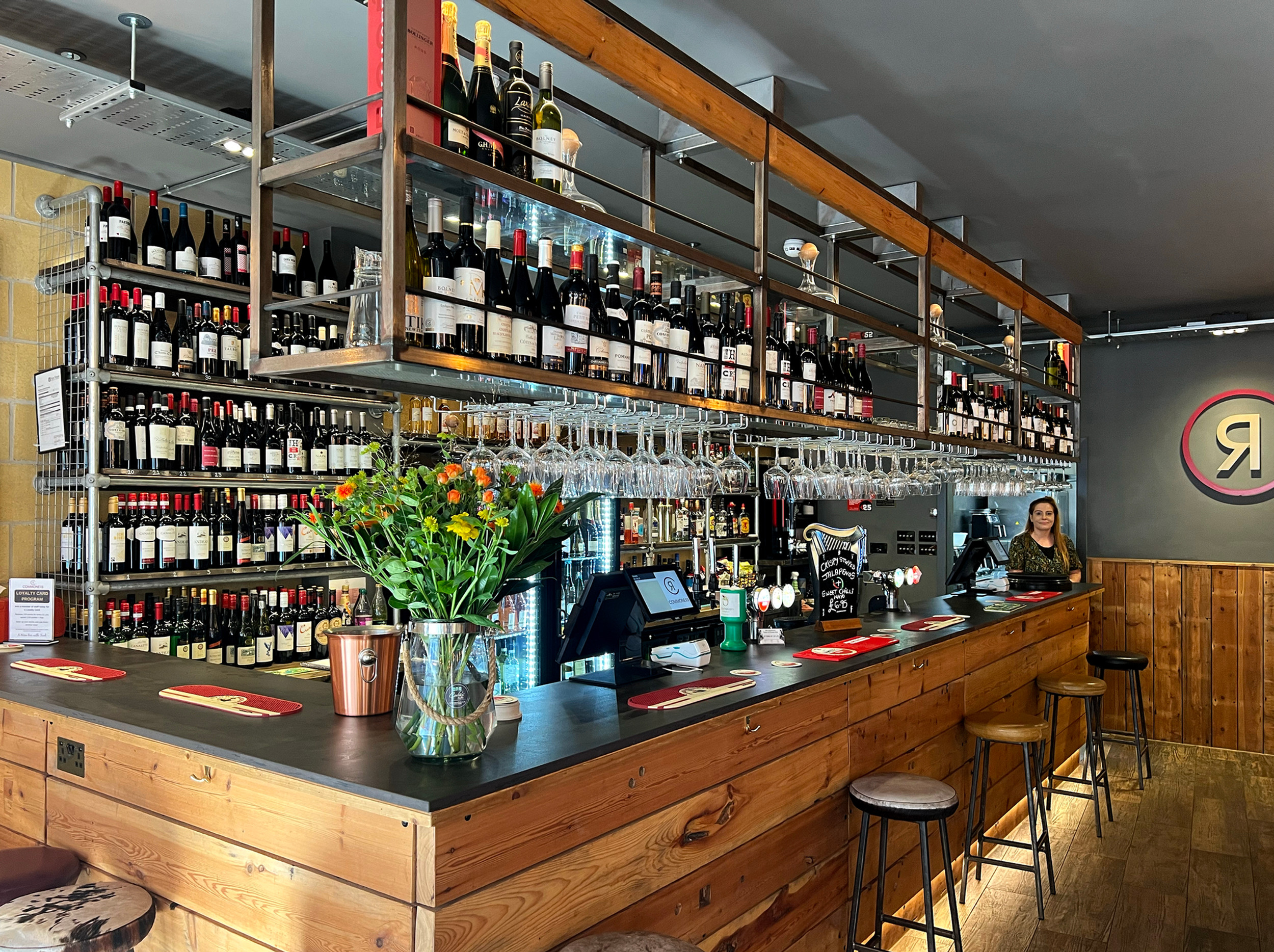 Visit Commoners Bar in Brockenhurst | Restaurants with Vegan Options ...