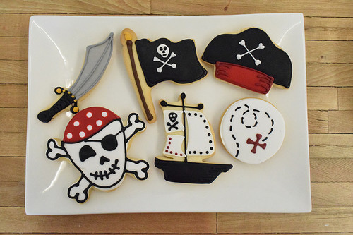 6 Pirate Themed Cookies | sugarbabiesbakeshop