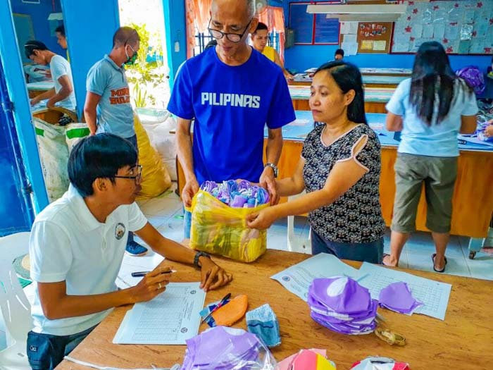 TESDA doles out masks, cookies