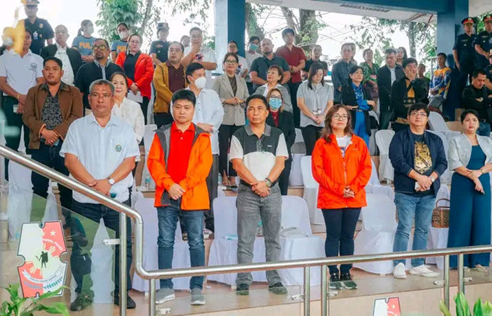 DILG hails LGUs Camalig, Bacacay, Malilipot in Albay as ADAC awardees