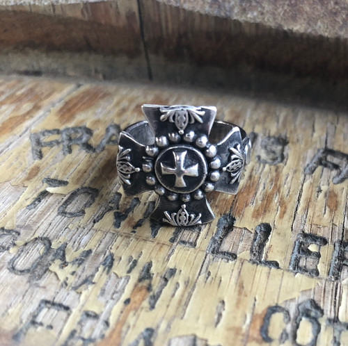 Maltese Crest Ring | Molten Silver Design