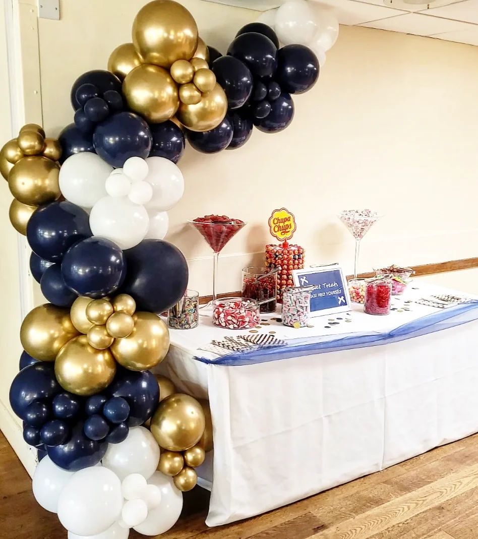 Freestanding Balloon Displays | My Site