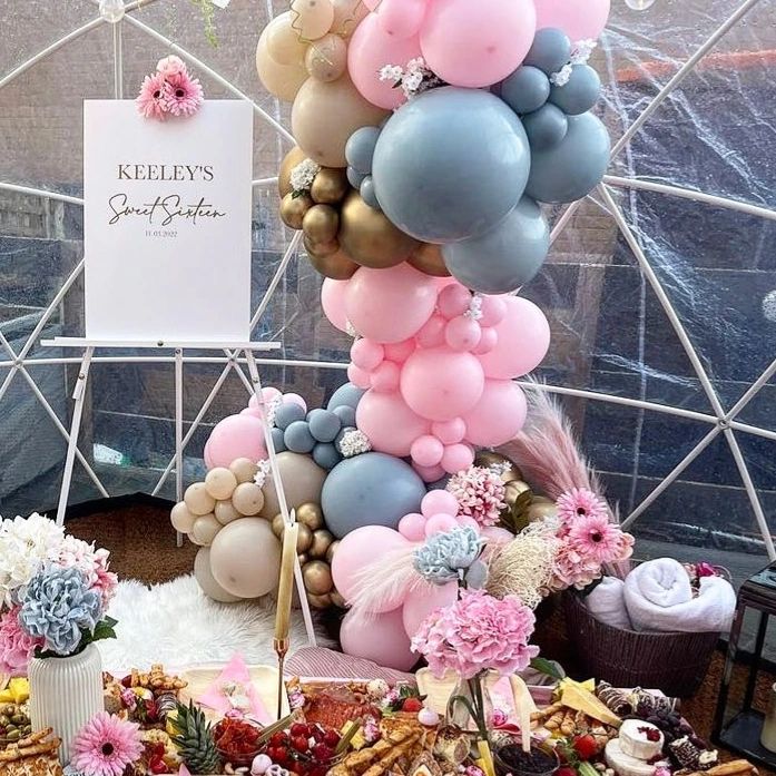 Freestanding Balloon Displays | My Site