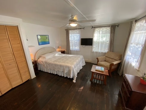 OUR ROOMS | Salt Raker Inn