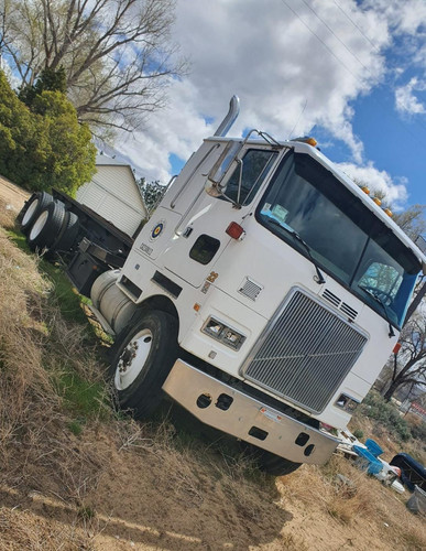 Camión Volvo | J J Auctions Hondura