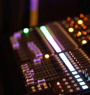 The Well Comedy Club | Bakersfield Comedy Club