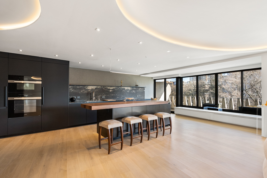 512-S Watergate East | Winston Real Estate