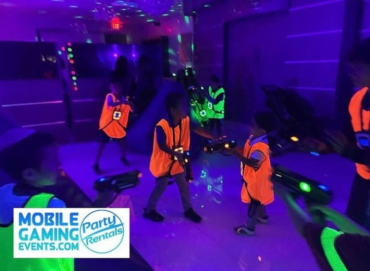Experience the Thrill of Laser Tag in Tampa!