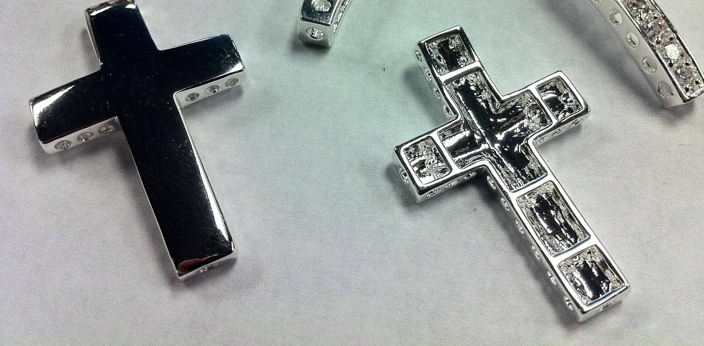 silver-cross-bead-through