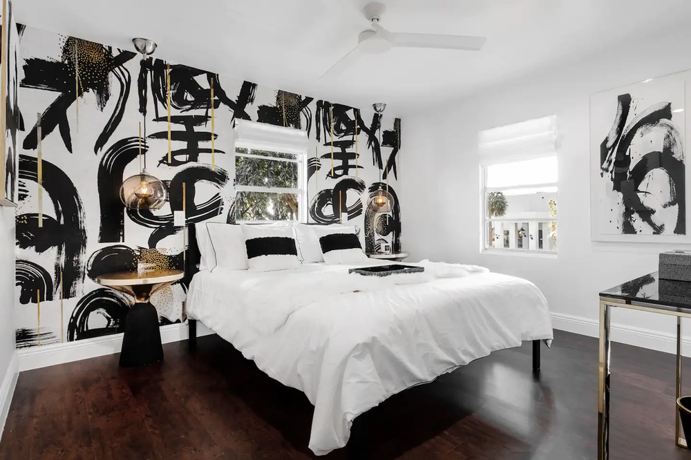 A very, very, very FINE ART house: At home in a modern art installation ...