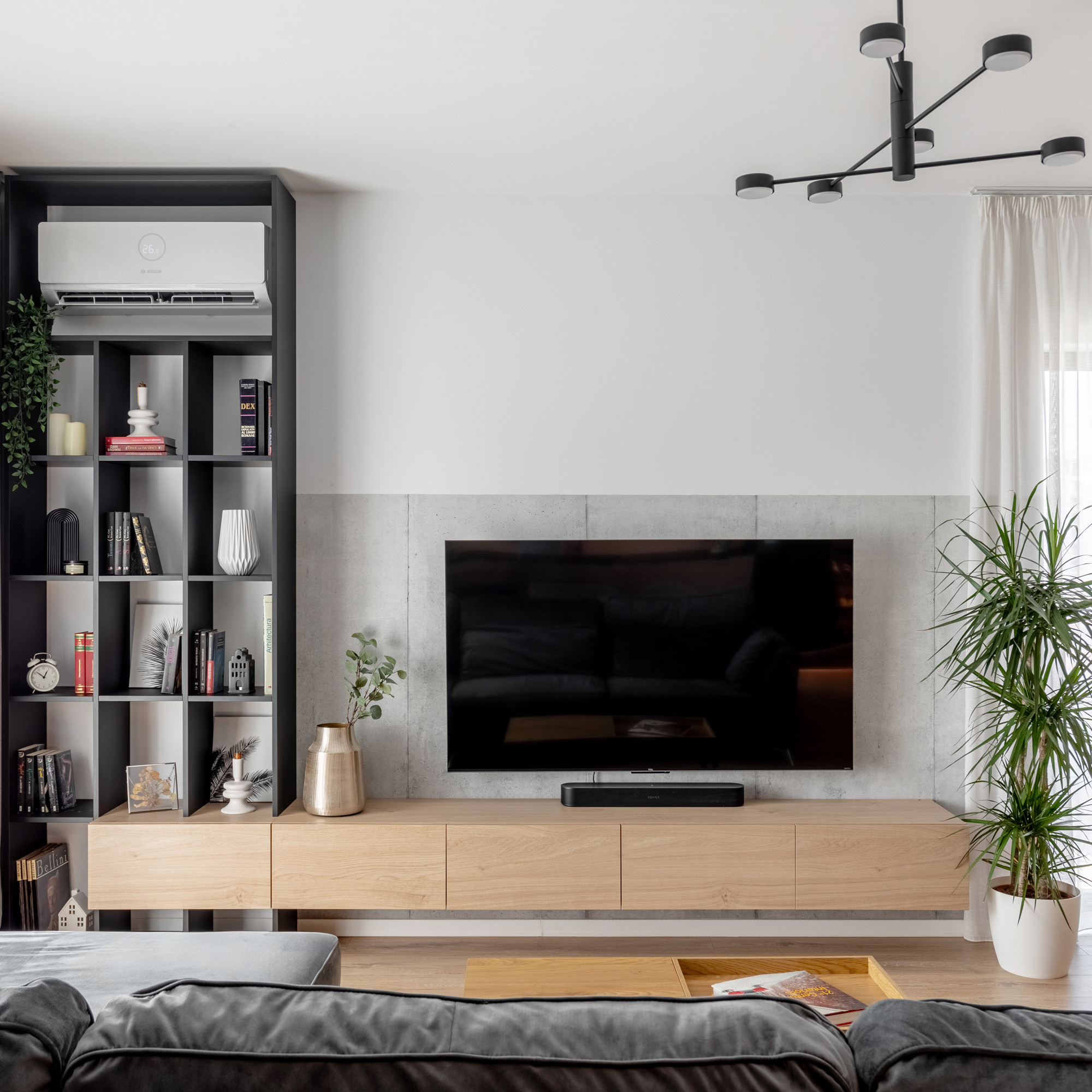 ELA COTROCENI | One Stripe Studio