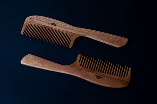 Japanese Tsubaki Hair Comb with Handle | ryoko-online