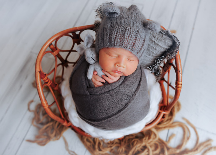 Calgary's Premier Newborn Photographer Danielle Durand