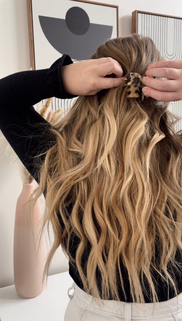 5 Ways To Style Your Hair With A Claw Clip