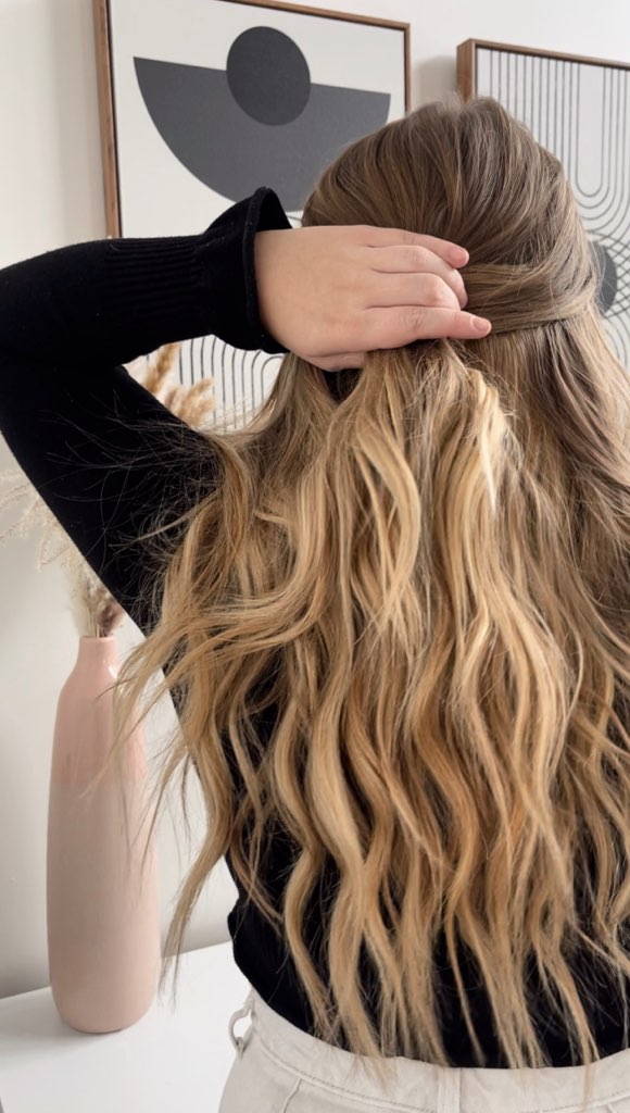 5 Ways To Style Your Hair With A Claw Clip