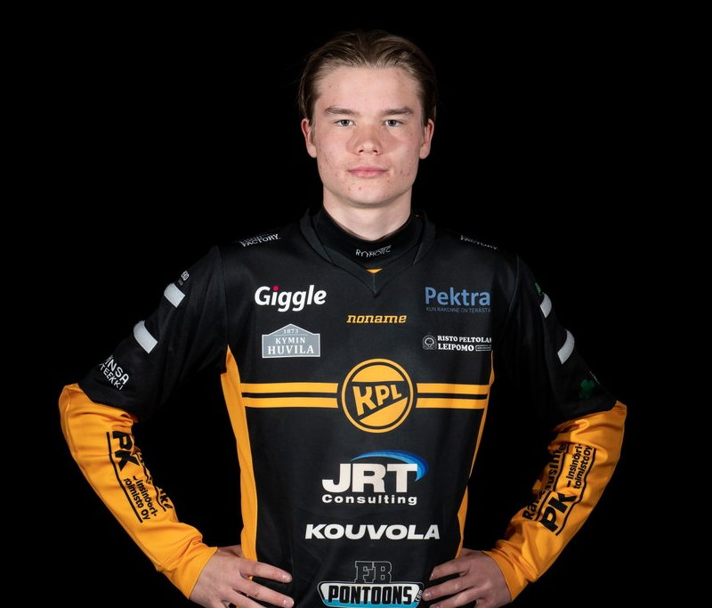 Akseli Pitkänen | Pelaajat | Kouvolan Pallonlyöjät