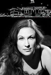 Singer | Kellie Fuller