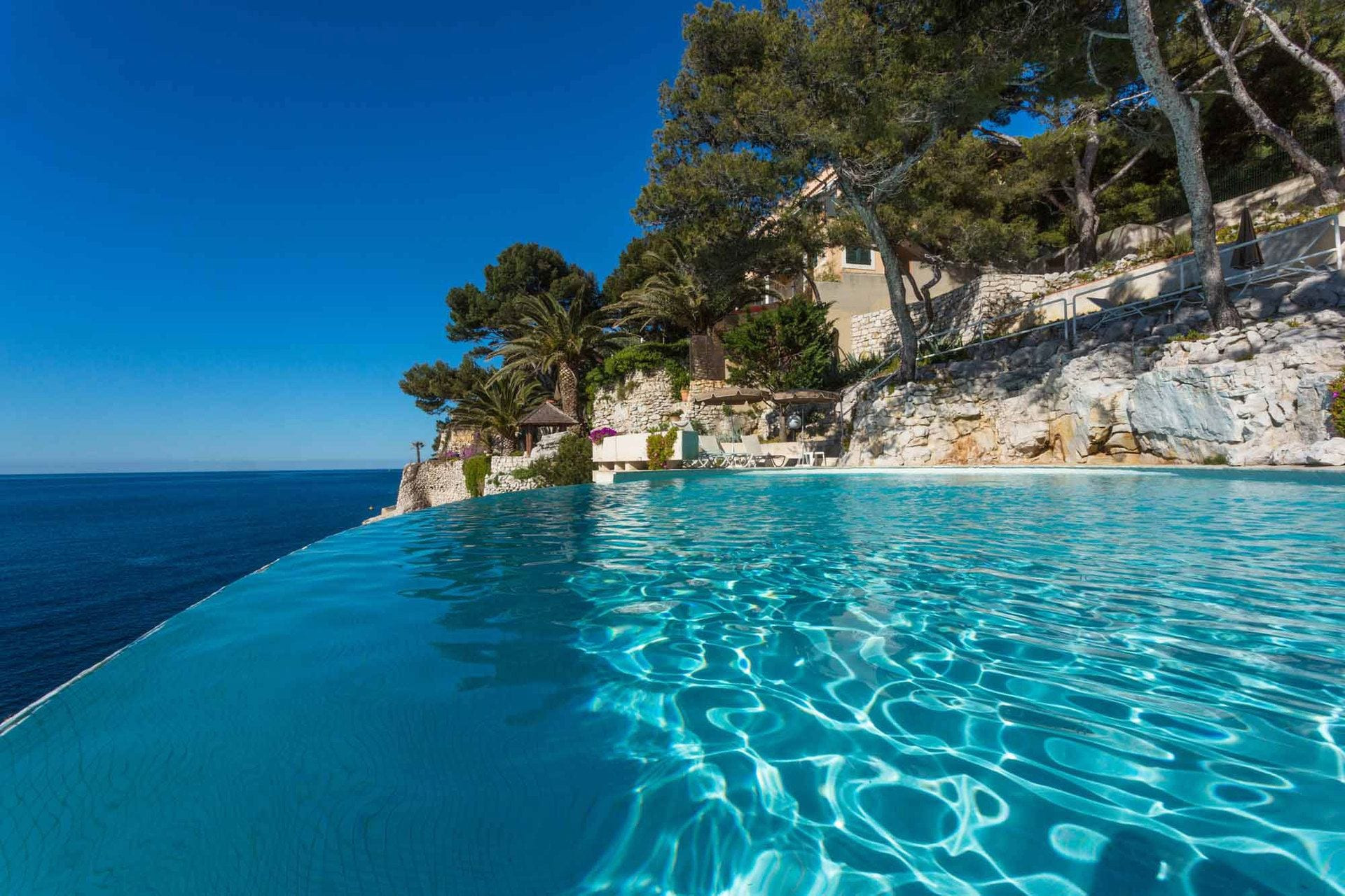 Les Roches Blanches : Hôtel de luxe face à la mer à Cassis