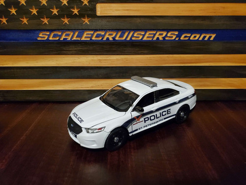 2017 St. Petersburg Police Department Ford Taurus | Scale Cruisers