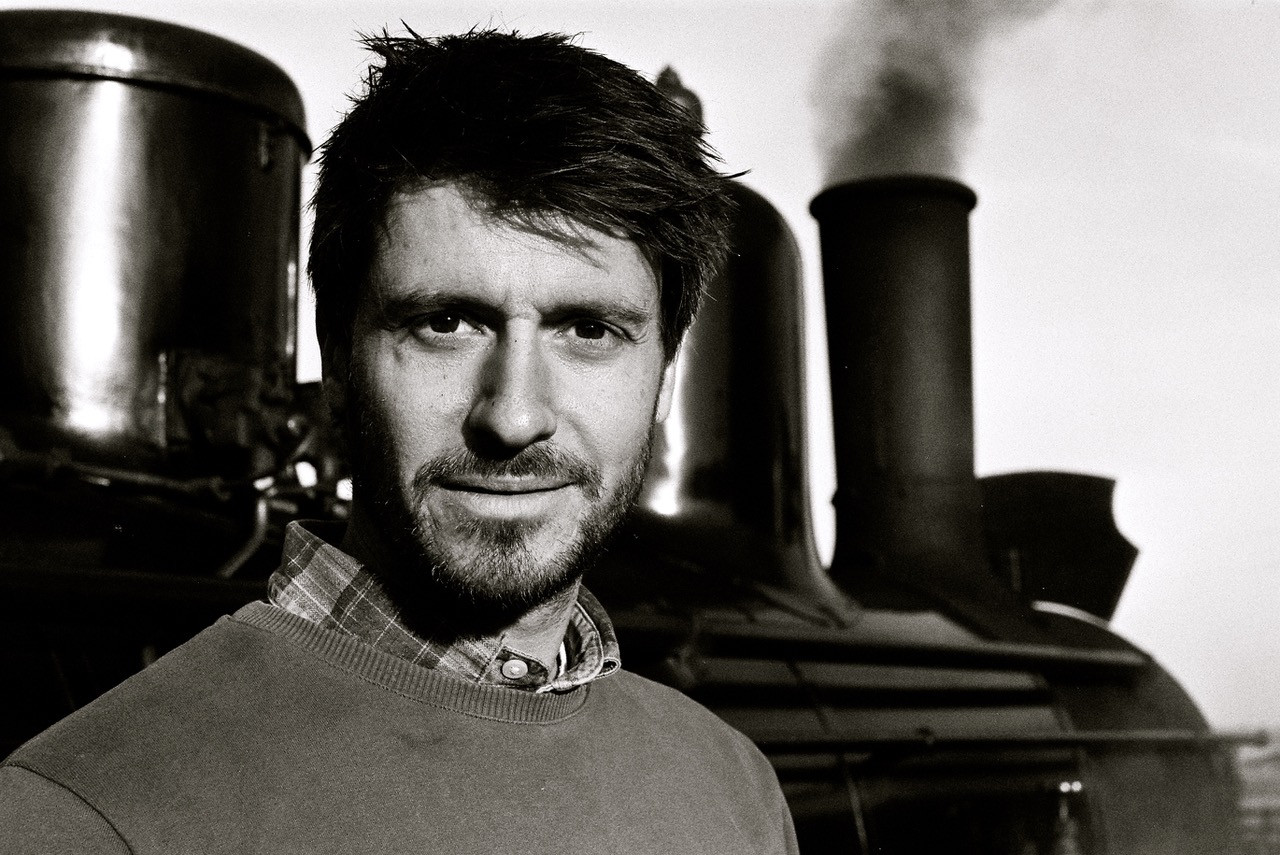 Fullscreen Page | iamrobbell