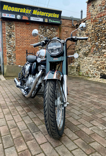 Royal Enfield Classic 350 Emerald Green Chrome | Moonraker Motorcycle