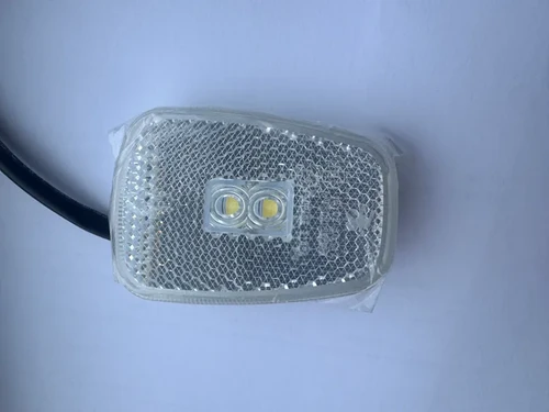 Swift front marker light - clear - led | Caravan Connection 1