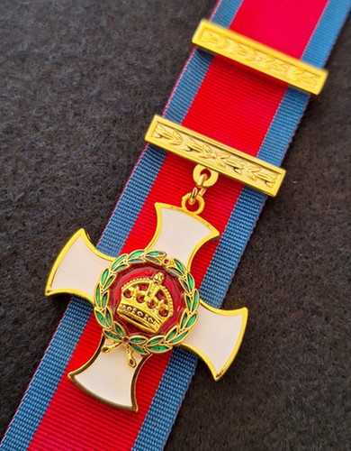Distinguished Service Order | Prestige Medals