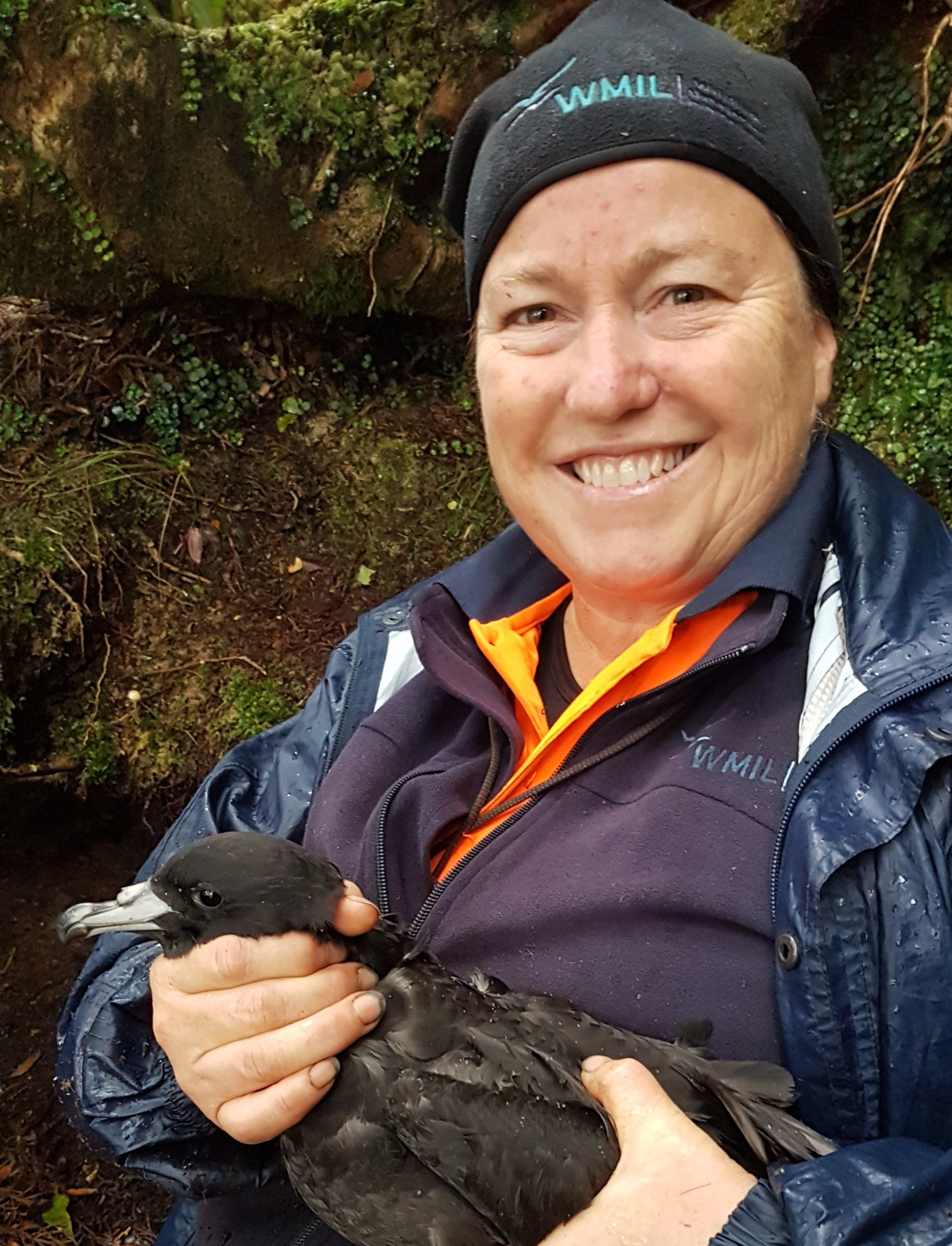 Elizabeth Bell | Women in Seabird Sci
