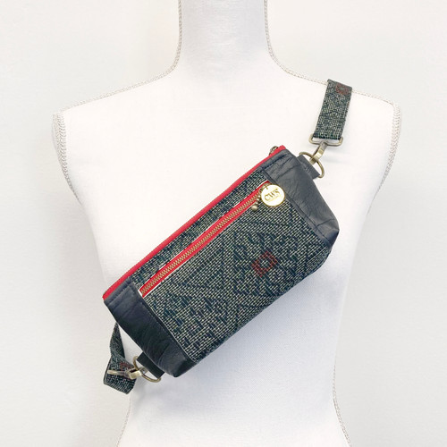 Black Geo Sling | carriewrightsilk