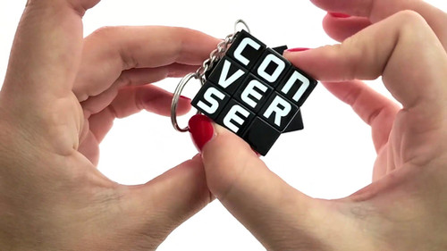 RUBIK'S® CUBE 3X3 KEY CHAIN 34mm | Executive Puzzles NM