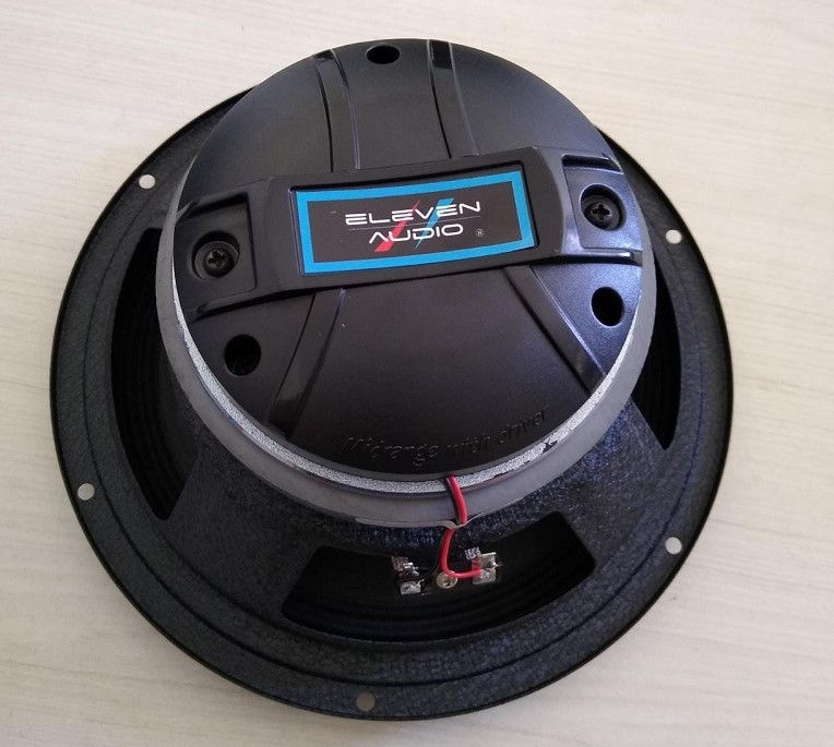 Medios rangos con drivers para Open Show de Eleven Audio, disponibles ...