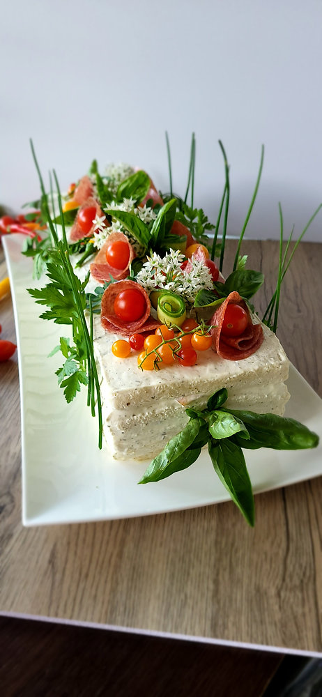 Köstliche Sommerüberraschung: Sandwich-Torte Pikant & Frisch