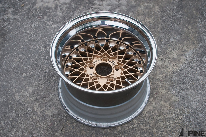 Volk Racing (Mesh) 15" 4x114.3 Set