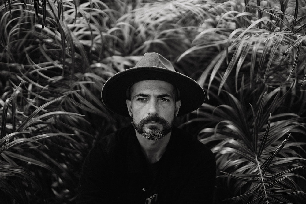 Abrahones Lanza Nuevo EP : The Night