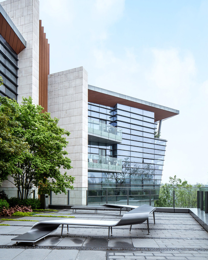 Chengdu Luhu Headquarters Park
