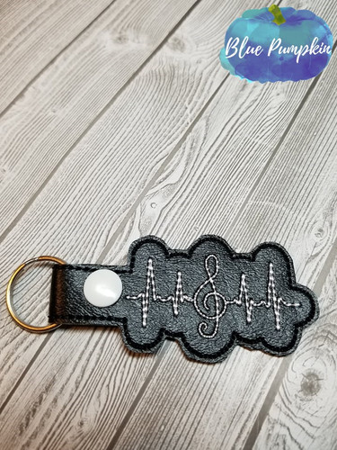 Music Treble Clef Heartbeat Key Fob | Blue Pumpkin Vinyl