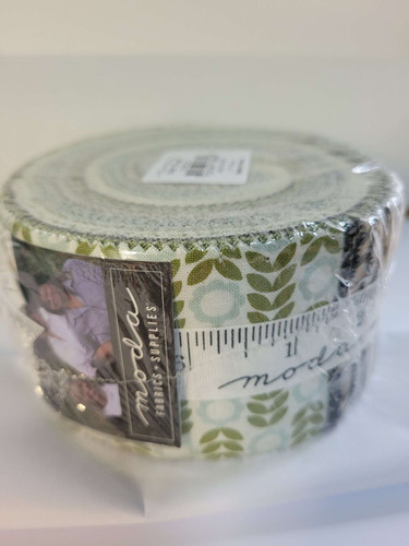 Moda - 'Main Street' Jelly Roll | duckandweave