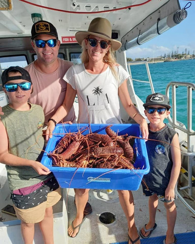 CRAYFISHING TOUR | Offshore Charters WA