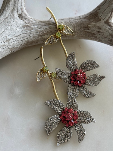 Arete de flor con detalles de colores | Fig accesorios