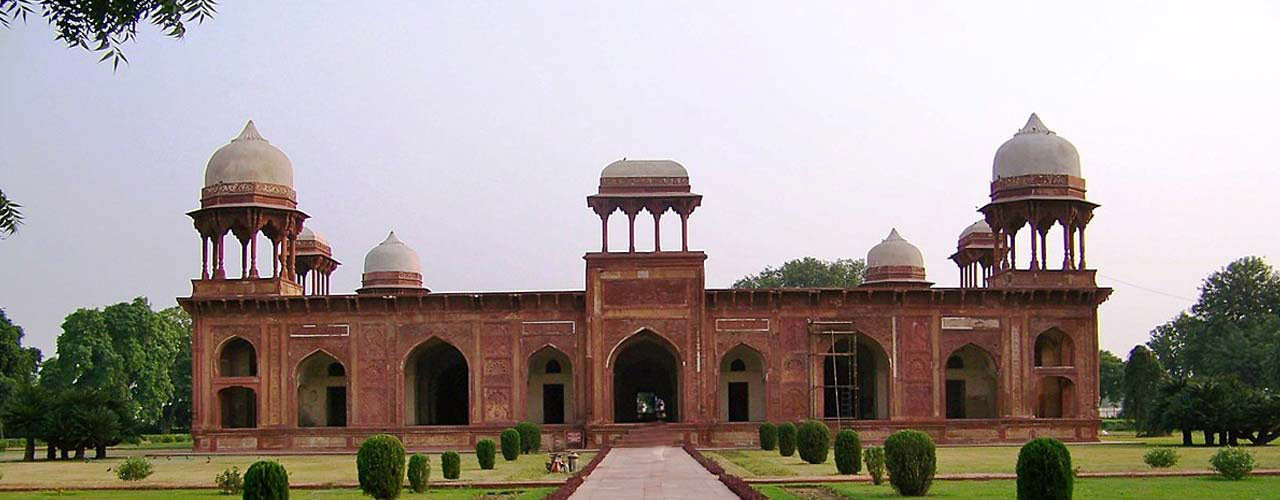 Tomb of Mariam-uz-ZamaniTomb of Mariam-uz-Zamani
