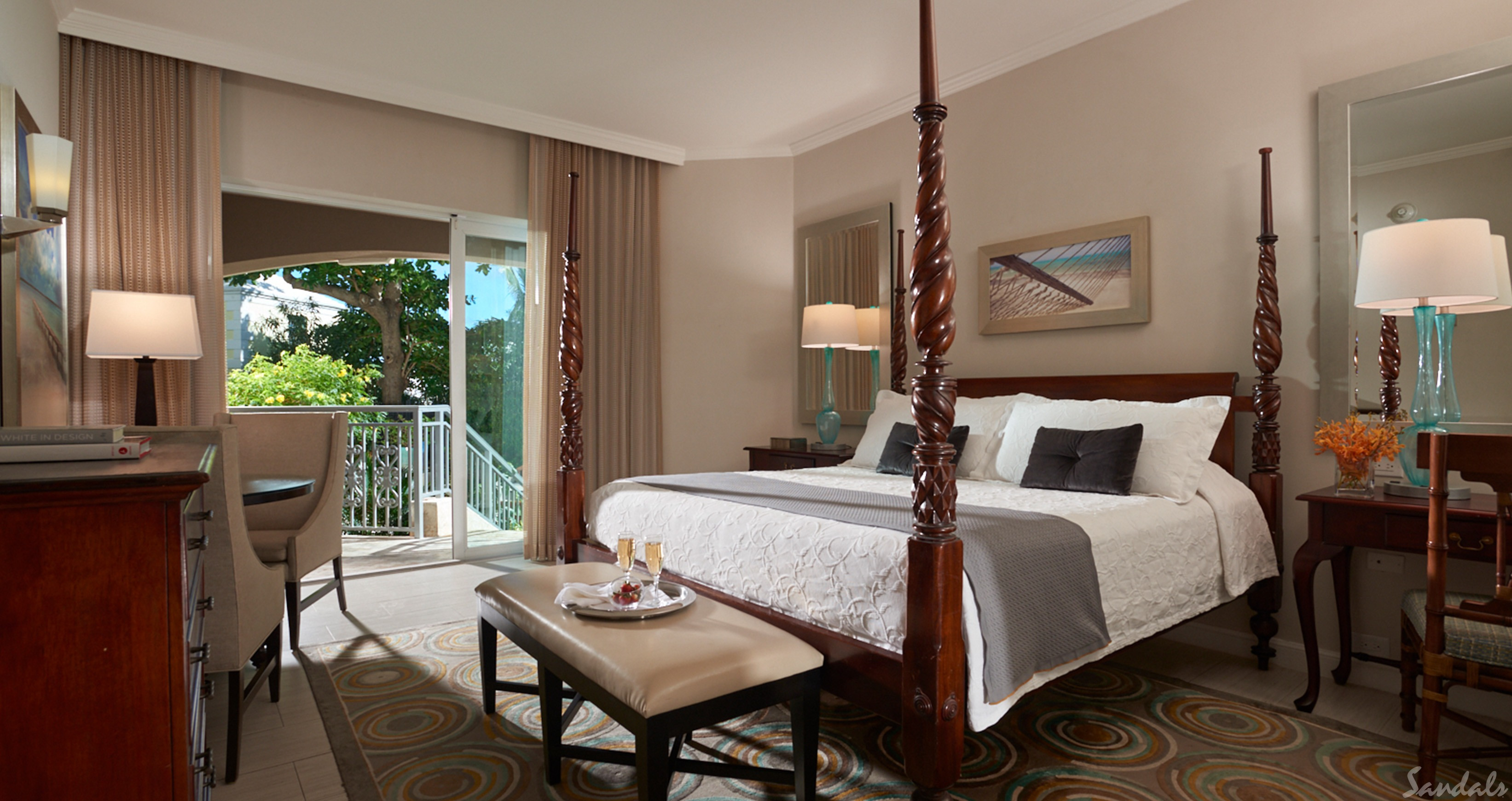 East Bay Zen Garden Walkout Club Level Room