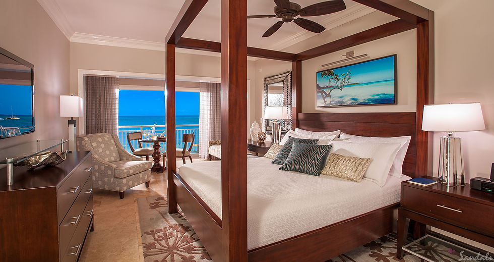 Paradise Honeymoon Beachfront Grande Luxe Club Level Room